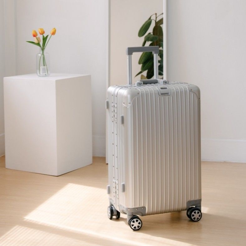 10 กระเป๋าเดินทาง Tpartner รุ่นไหนดี สวย แข็งแรง ราคาดี