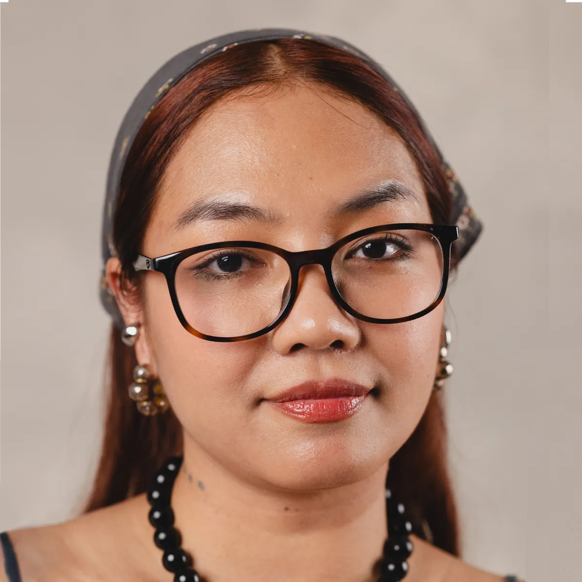 Mirror 50 : นิสา ศรีคำดี เจ้าของผลงาน Crybaby ที่เชื่อว่าการร้องไห้คือ ...