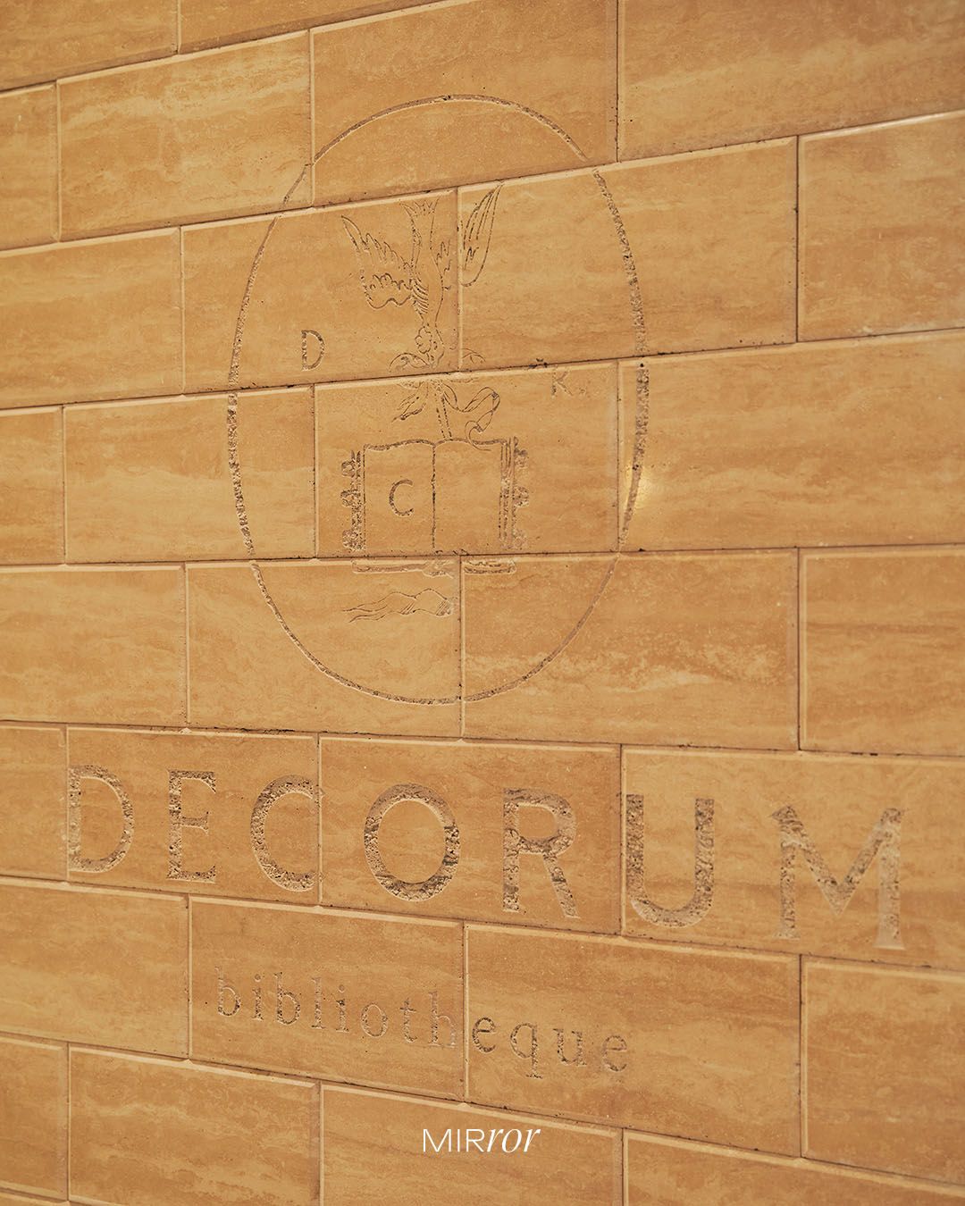 Decorum Bibliotheque มากกว่าร้านเสื้อผ้า คือพื้นที่ค้นหาตัวตน และพบปะผู้คนที่หลงใหลในสิ่งเดียวกัน